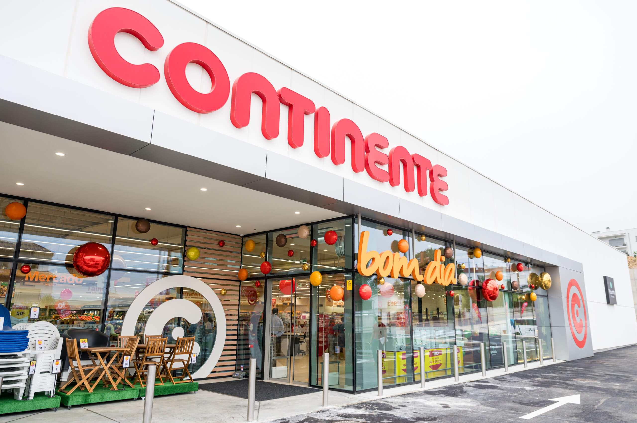 NOVA LOJA CONTINENTE LEVA VALOR & VARIEDADE PARA POMBAL - MC